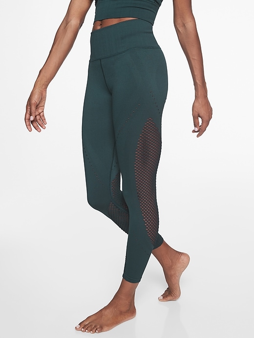 Trophy Seamless 7/8 Tight | Athleta