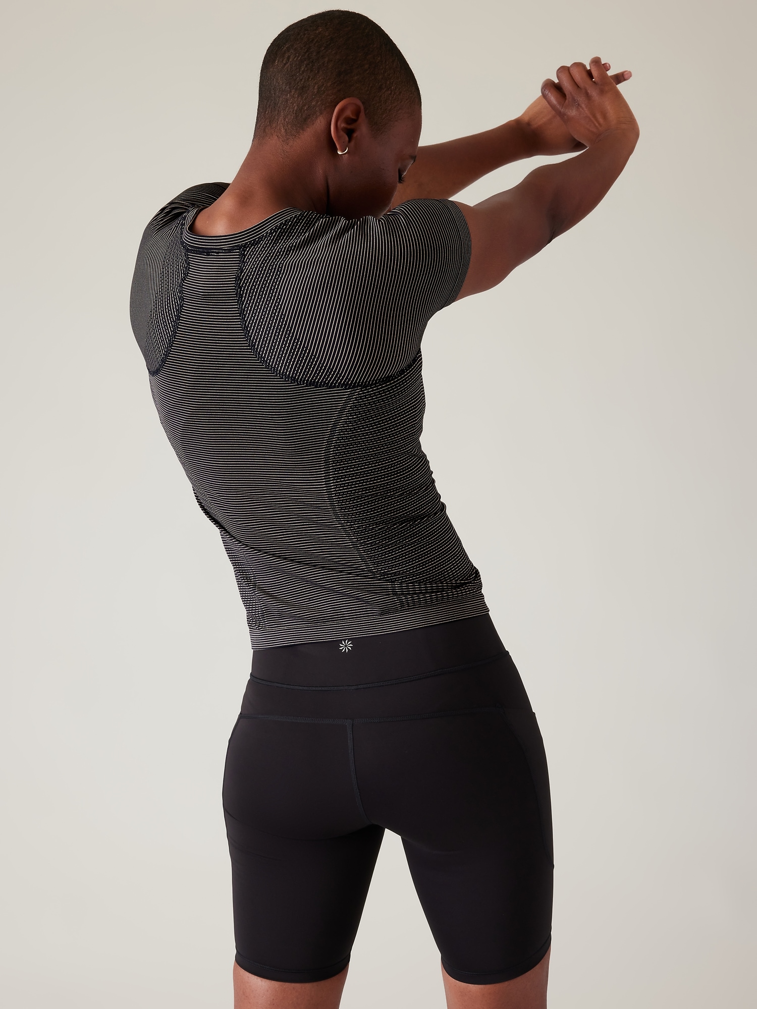 Momentum Seamless Tee | Athleta