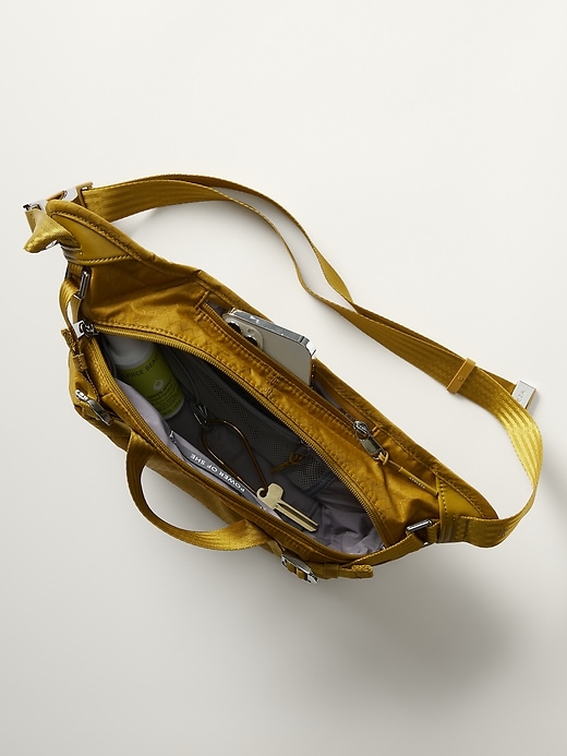 Excursion Crossbody Waistbag | Athleta