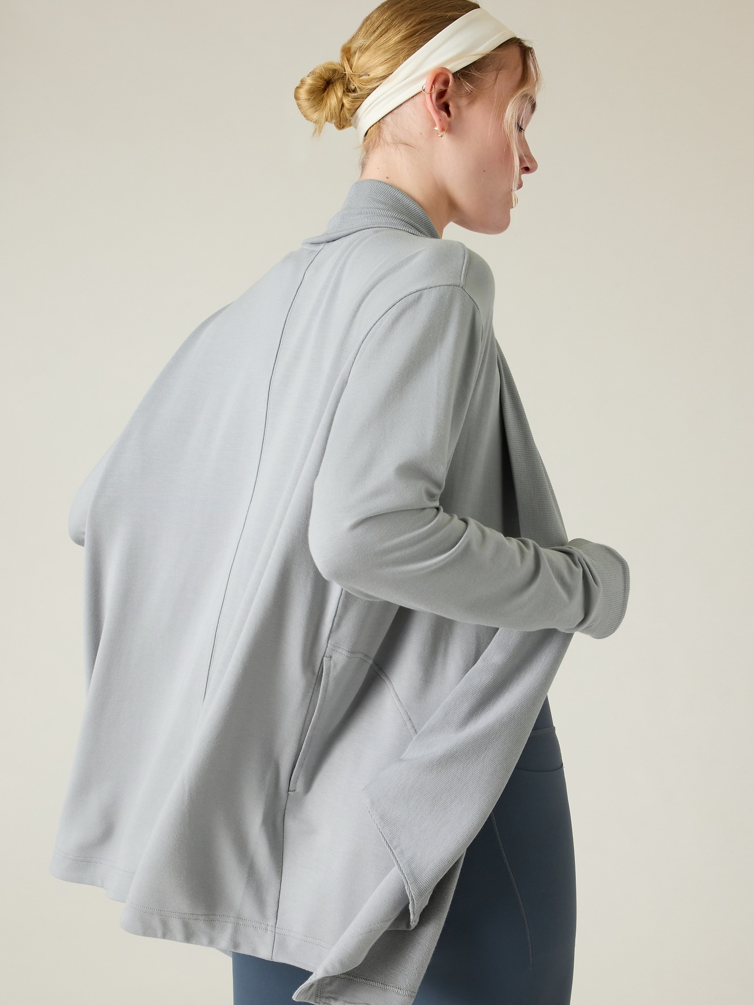 Pranayama Restore Wrap | Athleta