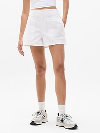 Skyline High Rise Tailored 4" Short | Athleta