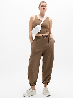 Highland High Rise Utility Pant | Athleta